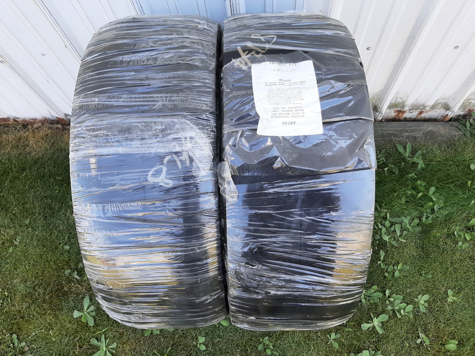 PHOENIX DRAG REARS 9.00/28.0-15 F9 (NOT 9.00/28.5-15 F9) - Keystone Legends